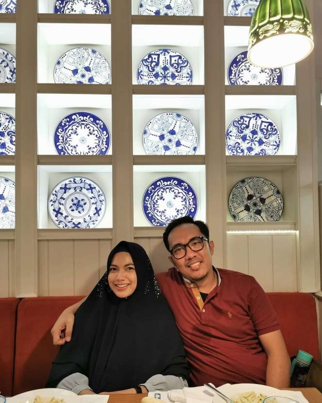 8 Potret Ghea Astrid Gayatri, Dokter Cantik Mantan Istri Ifan Seventeen ... 8 Potret Ghea Astrid Gayatri, Dokter Cantik Mantan Istri Ifan Seventeen ...
