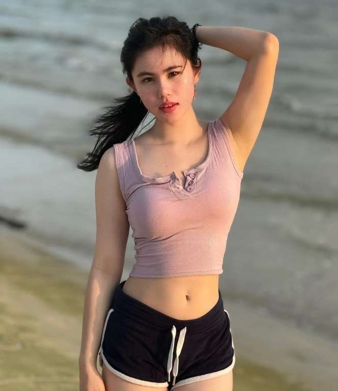10 Foto Zoe Levana, Selebgram yang Viral karena Gus Zizan dan Busway ... 10 Foto Zoe Levana, Selebgram yang Viral karena Gus Zizan dan Busway ...
